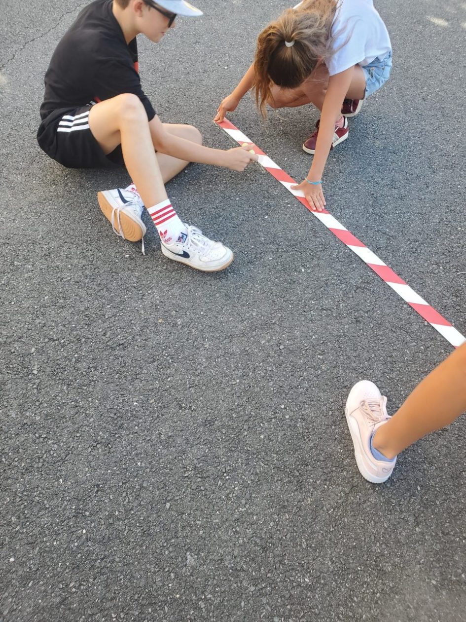 Géométrie : alignements – Ecole Fleurie Classe CM1 CM2